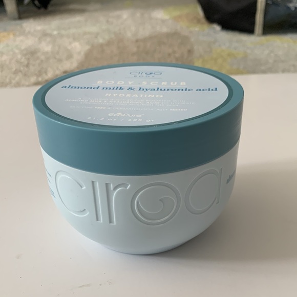 Ciroa | Skincare | Almond Milk Hyaluronic Acid Body Scrub 60 Gr 22 Oz ...